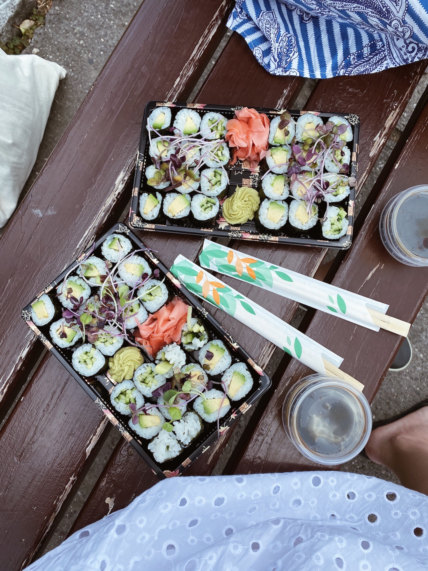 YOGA & SUSHI - Marketa Frank